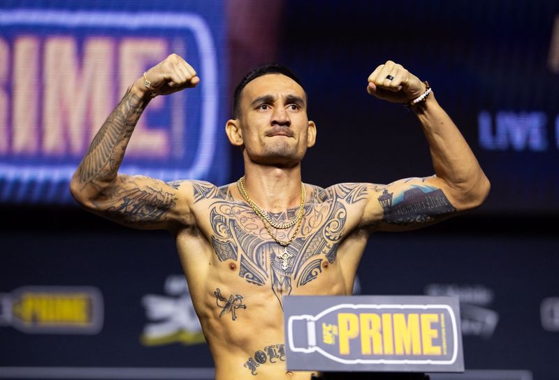 Max Holloway would love Conor McGregor rematch; no contract offer yet