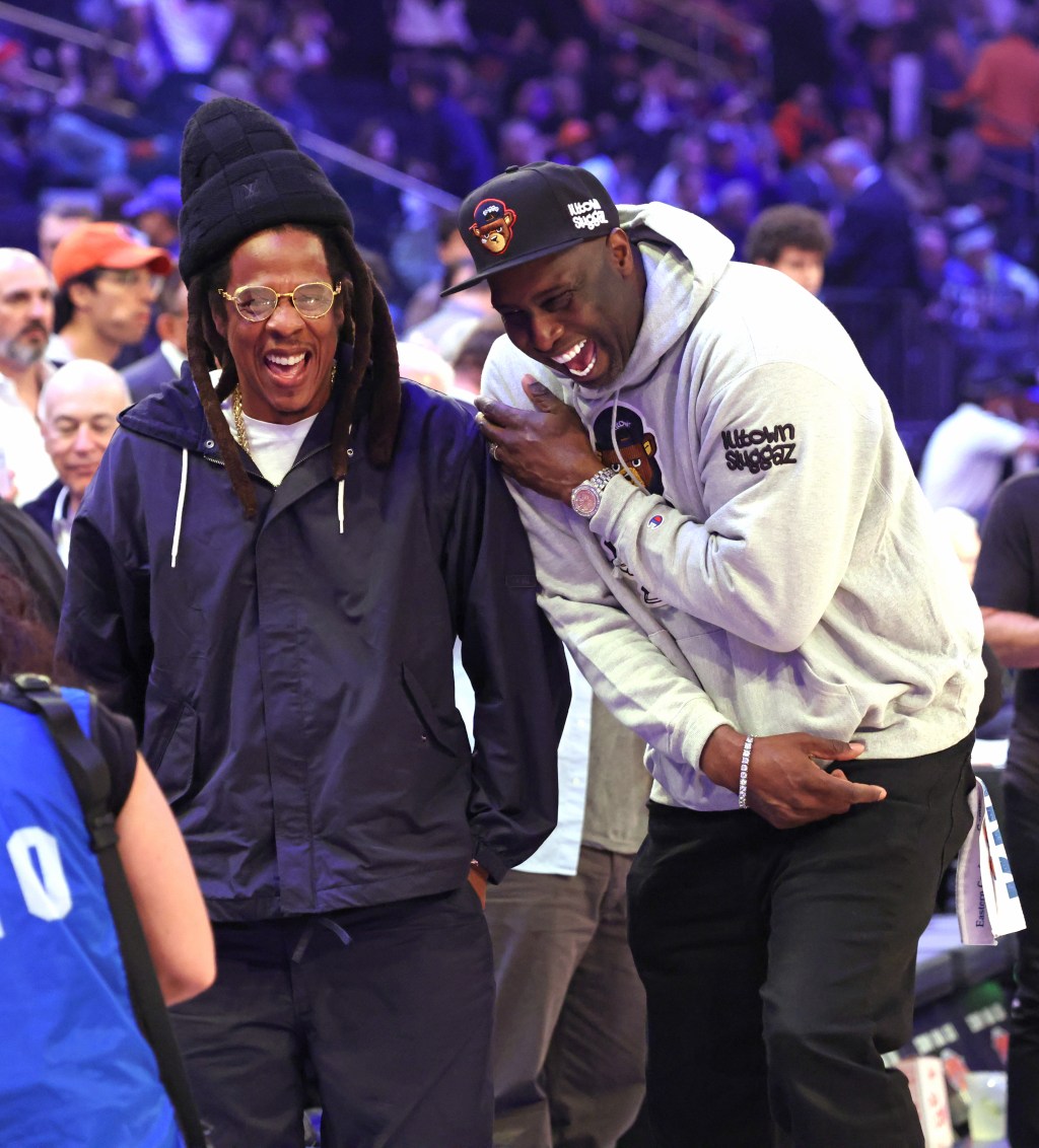 Ben Stiller returns to MSG for Knicks-76ers Game 2 with Timothee ...