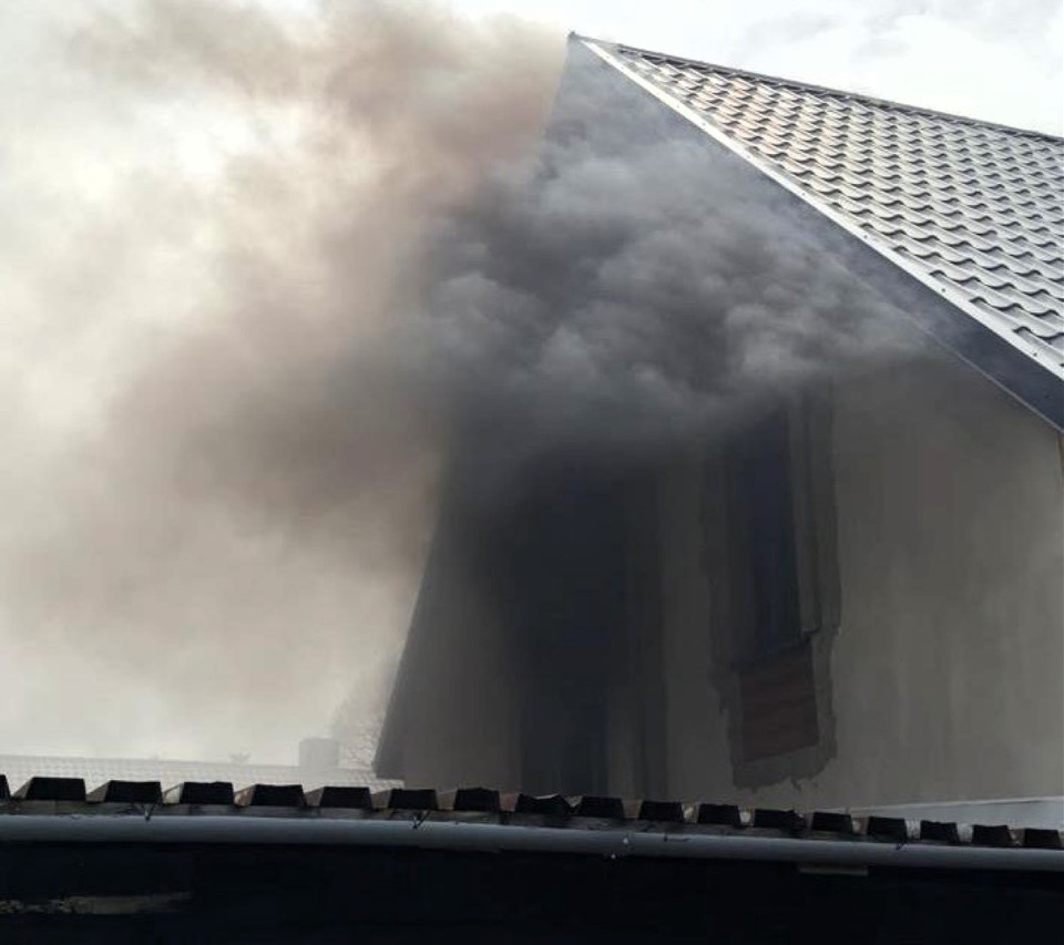 Policjanci zauważyli pożar budynku mieszkalnego w miejscowości Brzeście ...