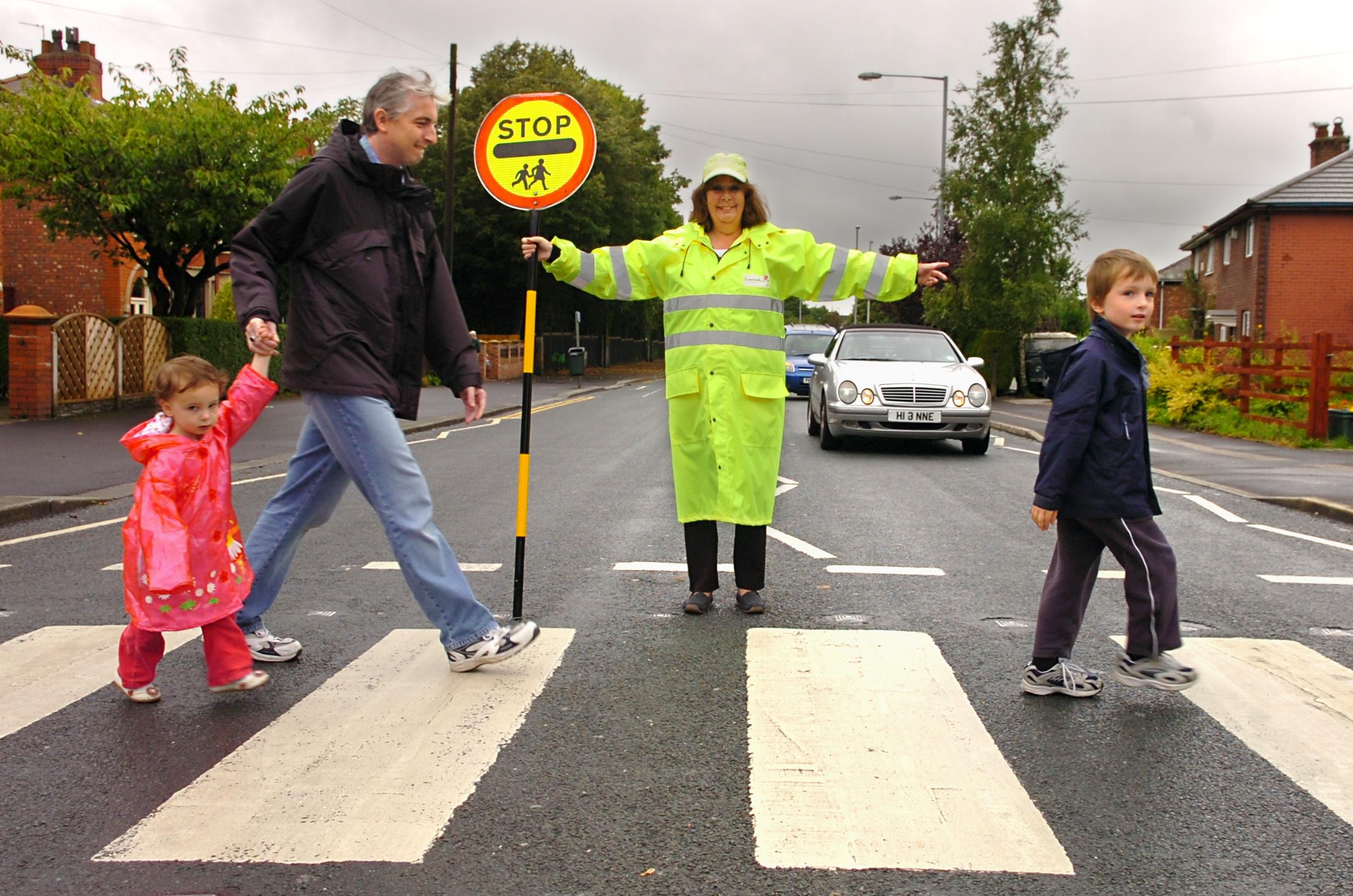 Tributes to beloved Leyland lollipop lady Jean Abbott who ran Balshaws ...