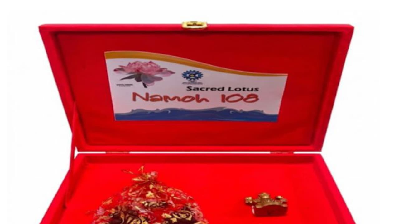 PM Modi gifts Vietnam president unique Namoh 108 lotus, Buddha statue