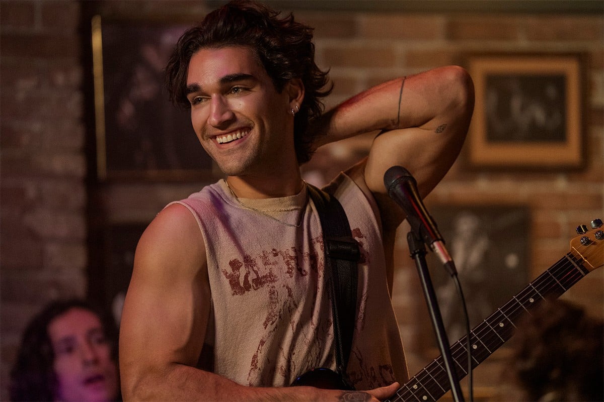 Prime's sexy new hockey romance is about to go viral. The cast just ...
