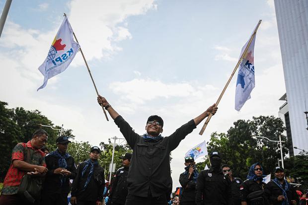 Buruh demo hari ini tolak Permenaker outsourcing