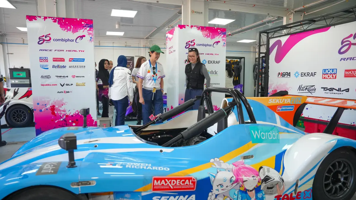 Produk lokal unjuk gigi di Sirkuit Mandalika, Maxdecal bikin livery ...