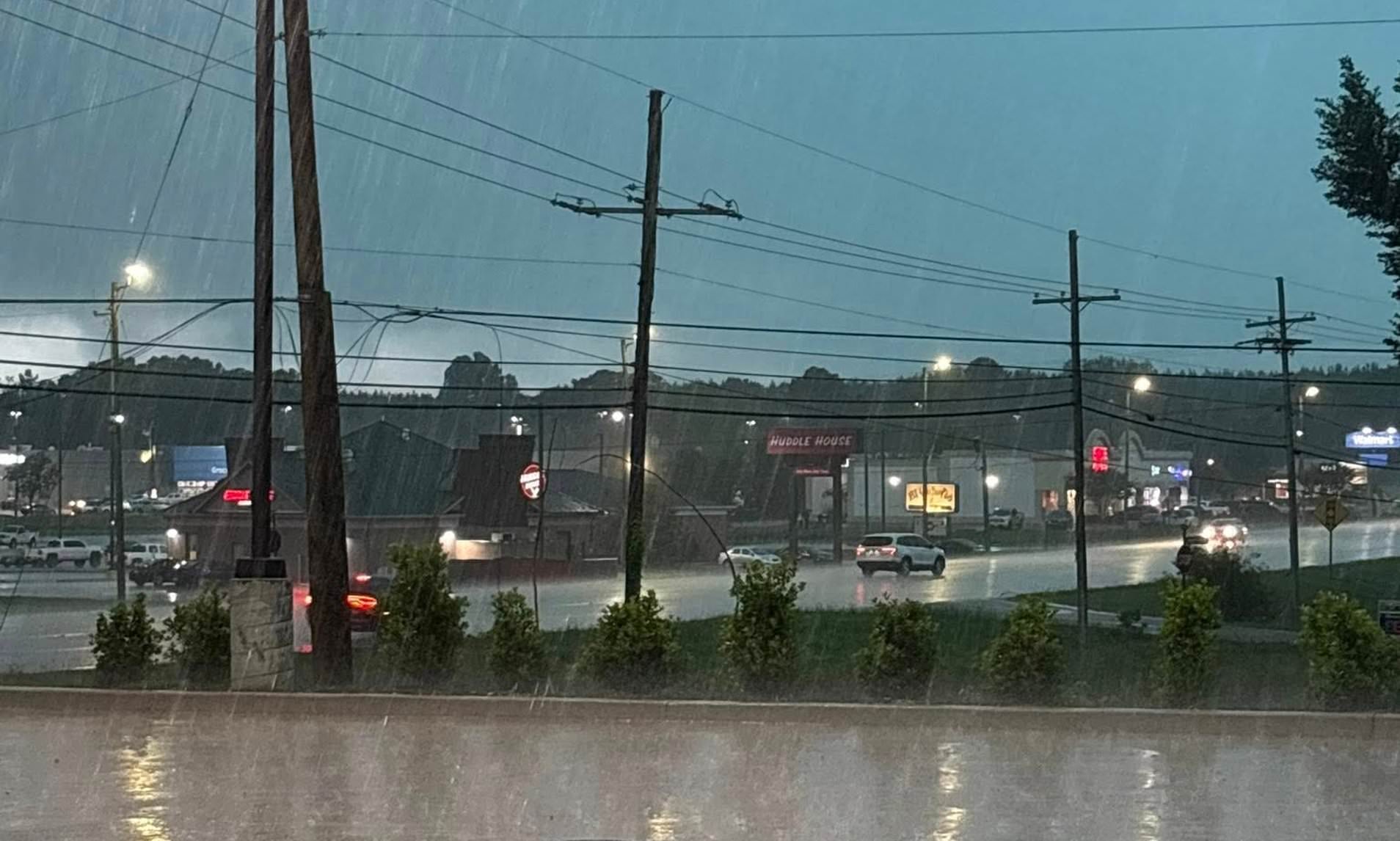 Tornado causes major damage in Mississippi as roofs are torn off and ...