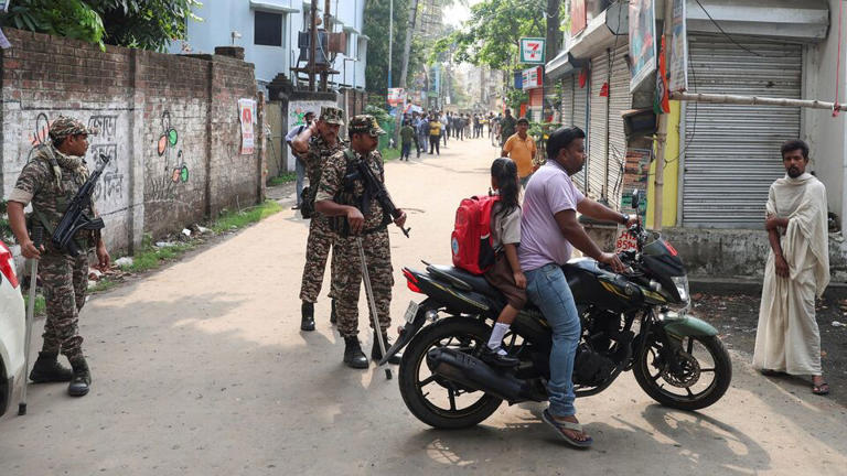 Suvendu Adhikari' PA shot dead LIVE: Contract killers involved? Police ...