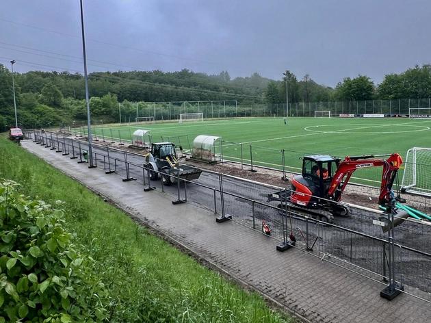 Neue Laufbahn für die Lüwo-Arena: Warum geht es mit den Arbeiten nicht ...