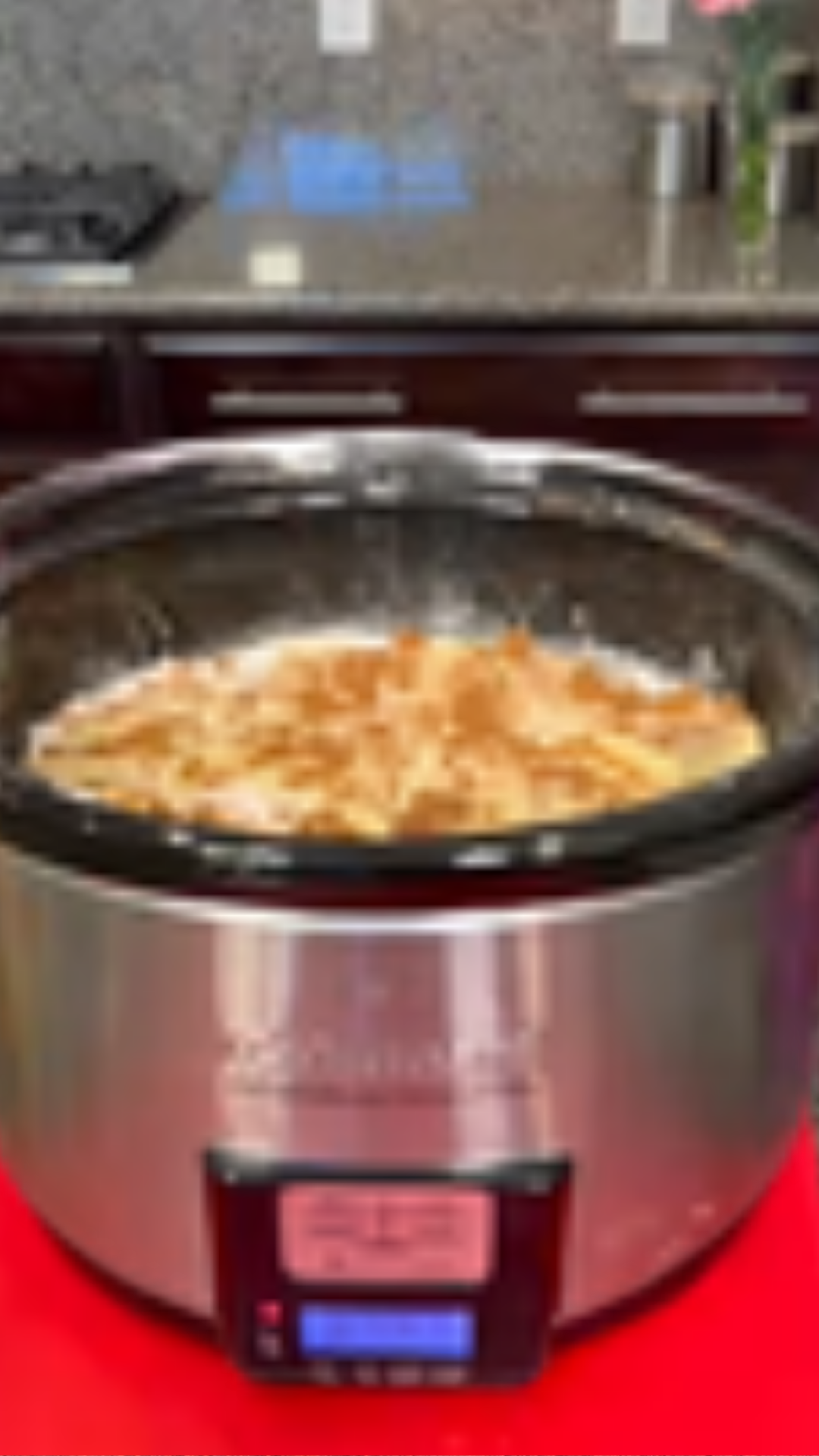Crockpot peach cobbler recipe simple slow cooker dessert