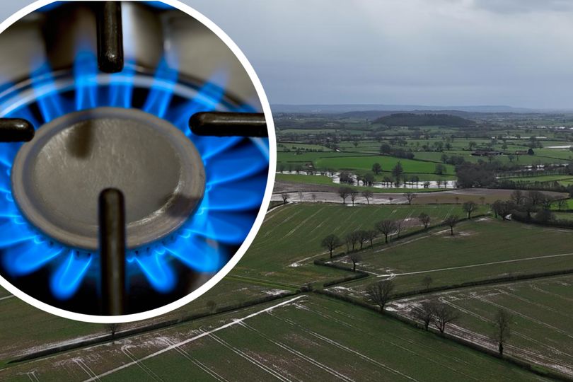 Fears new A417 town could be built on 'high-risk' gas zone