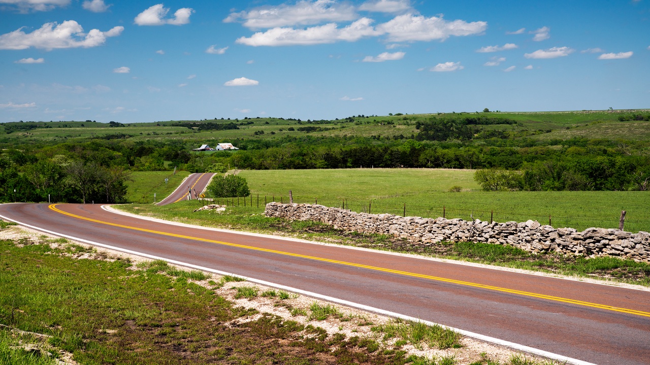 Less than 4% of America’s great tallgrass prairie survives and most of ...