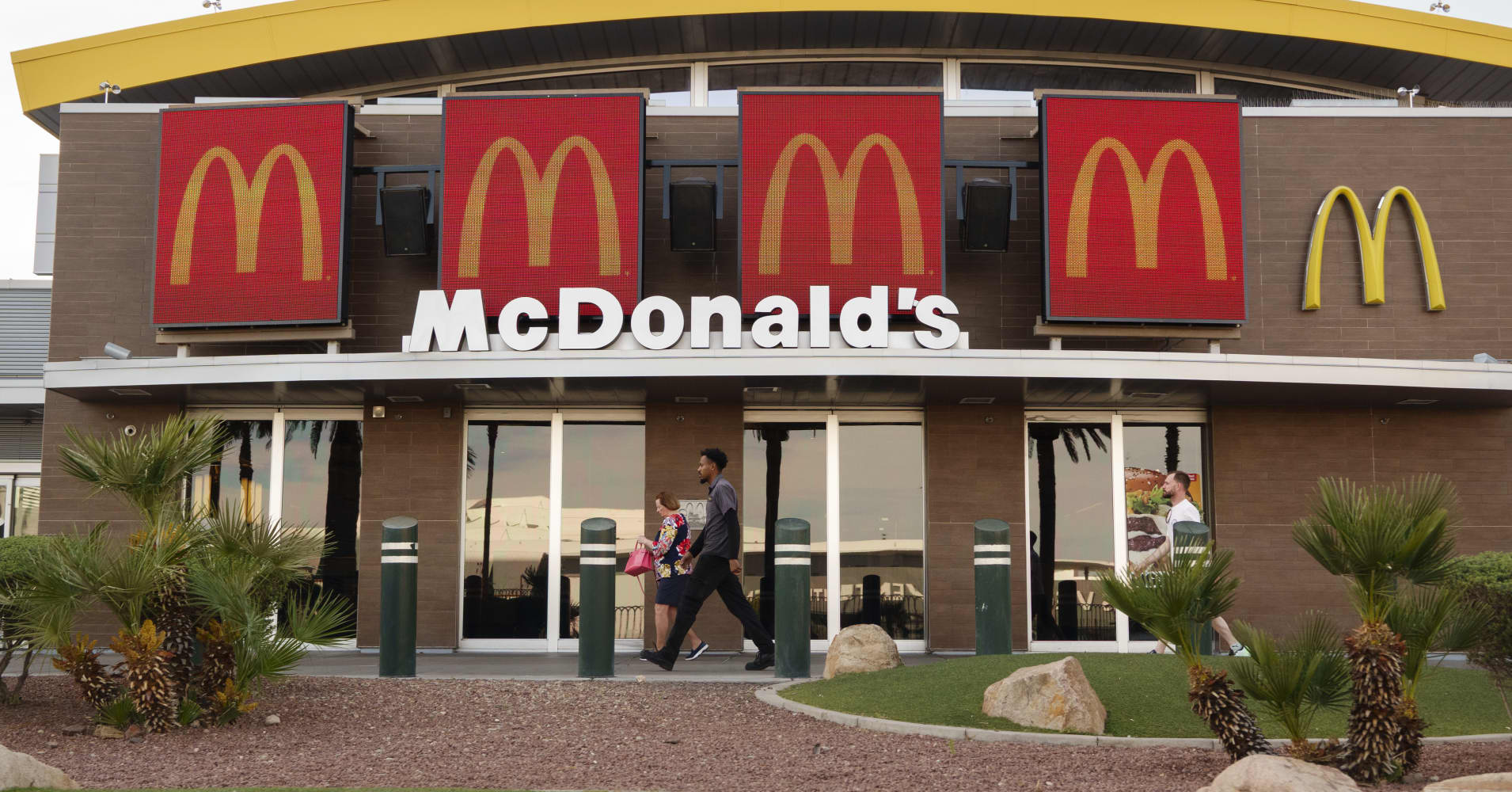 McDonald's earnings top estimates despite 'challenging environment'