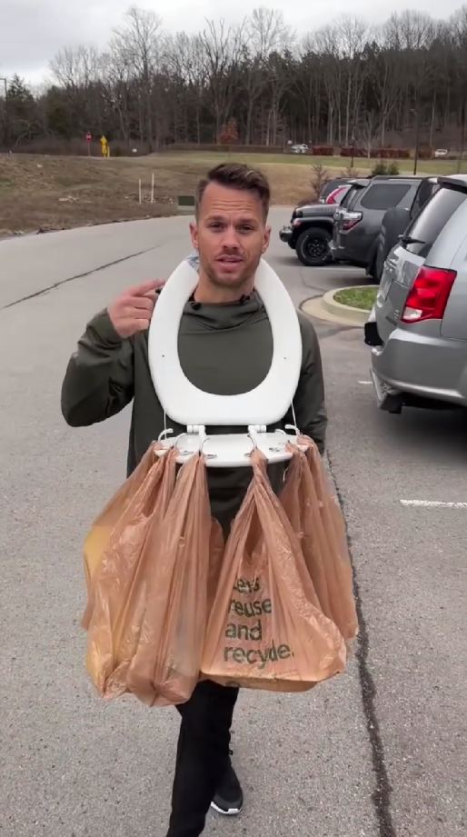 Using a toilet seat cart trick for grocery shopping