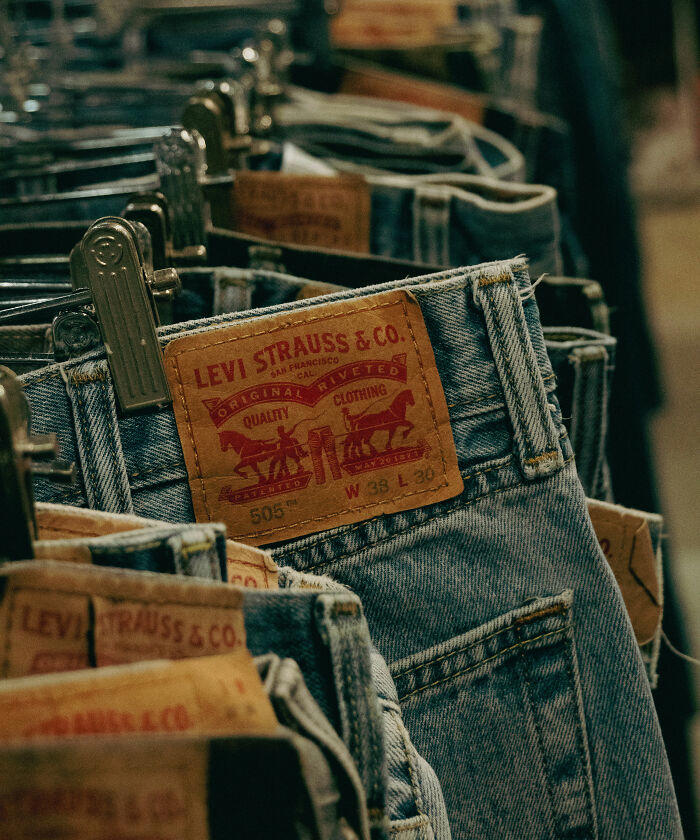 75 things millennials say felt normal in the 2000s but are luxuries now