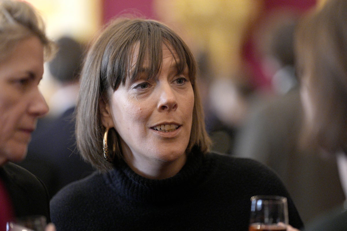 Jess Phillips resigns as Starmer attempts to cling on as PM