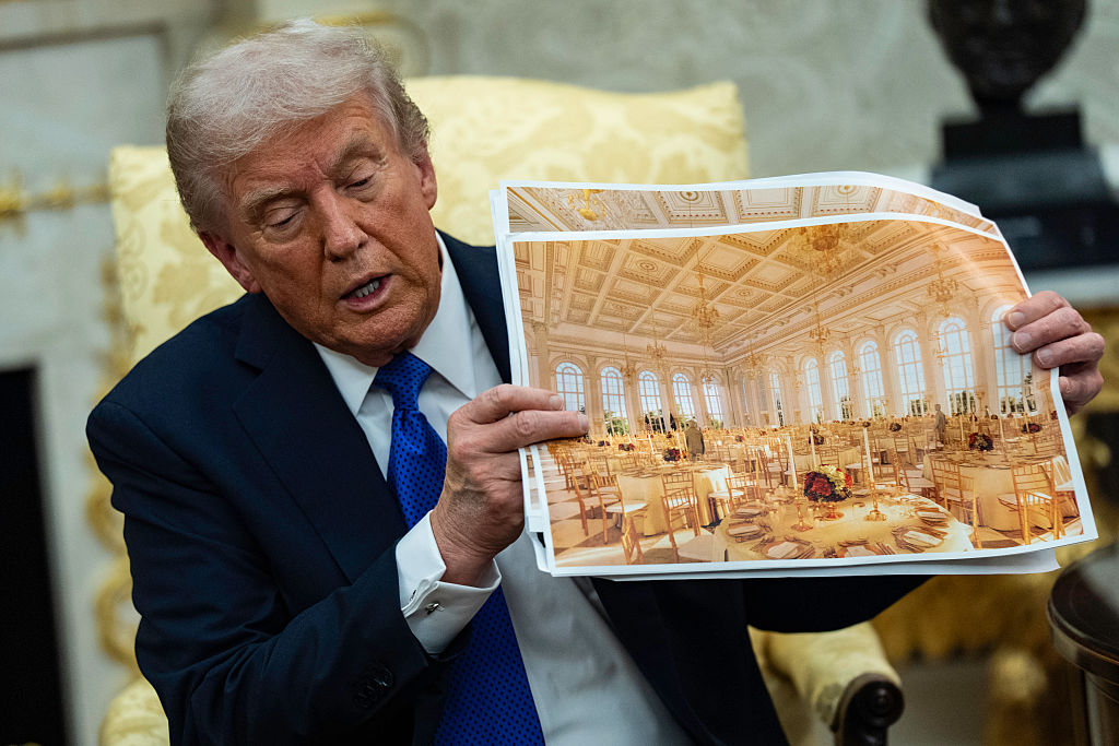 Americans strongly opposes new ballroom, poll shows