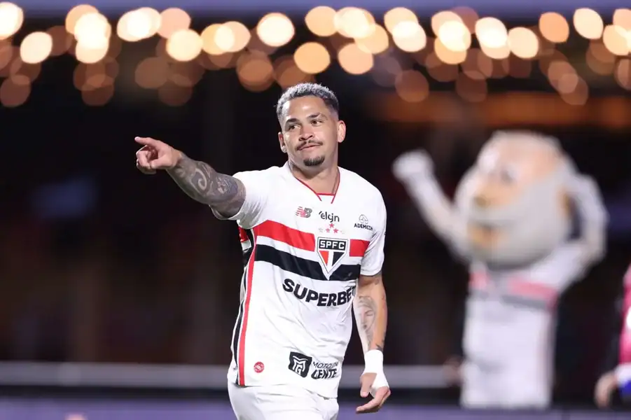 Luciano critica elenco do São Paulo após derrota para o Corinthians