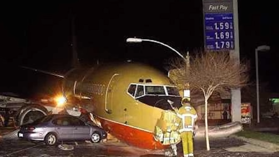This passenger jet lost control and crashed into a gas station ...