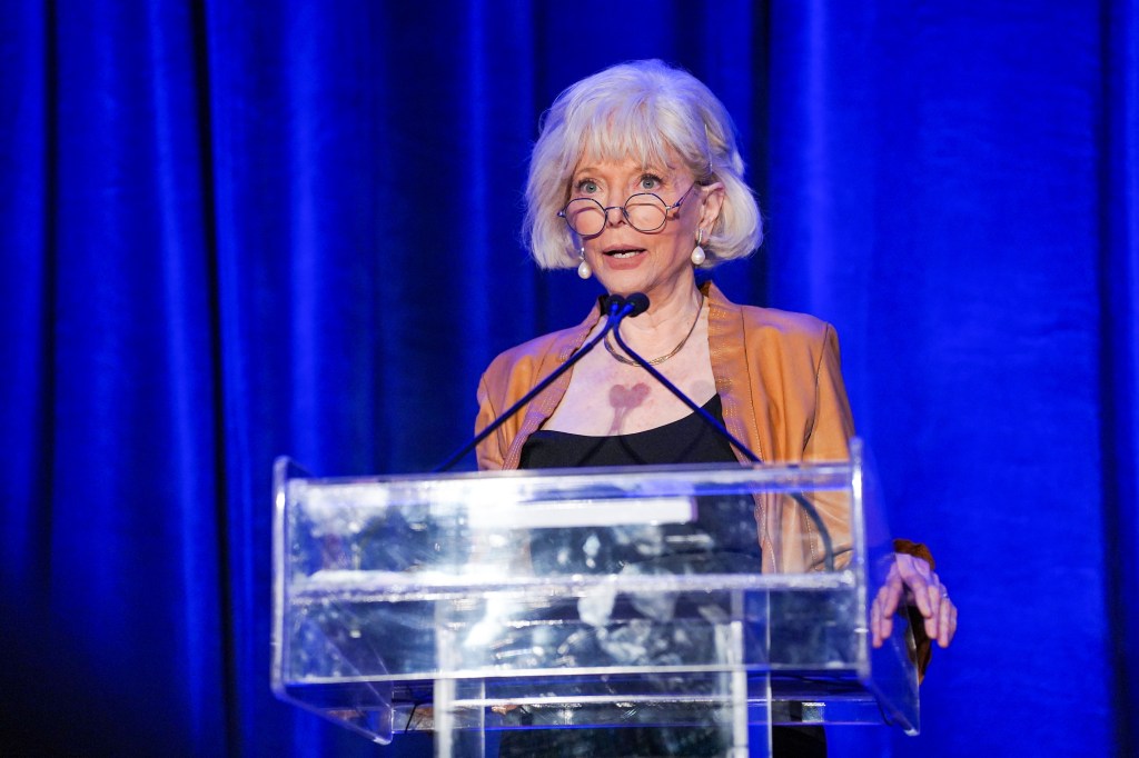 CBS News boss Bari Weiss blindsides '60 Minutes' icon Lesley Stahl ...