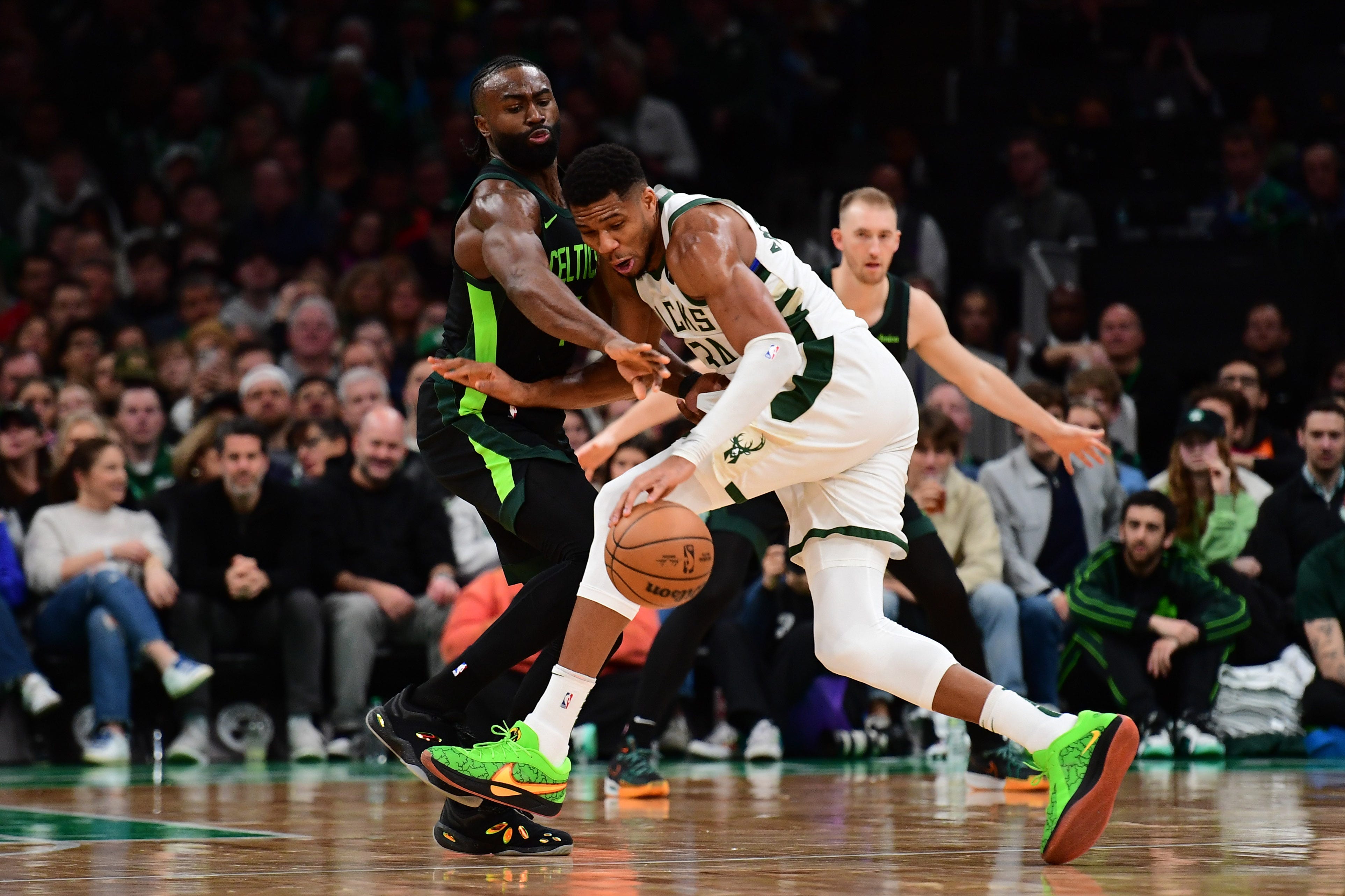 Fans trying to decipher cryptic Jaylen Brown post; is it about Giannis?