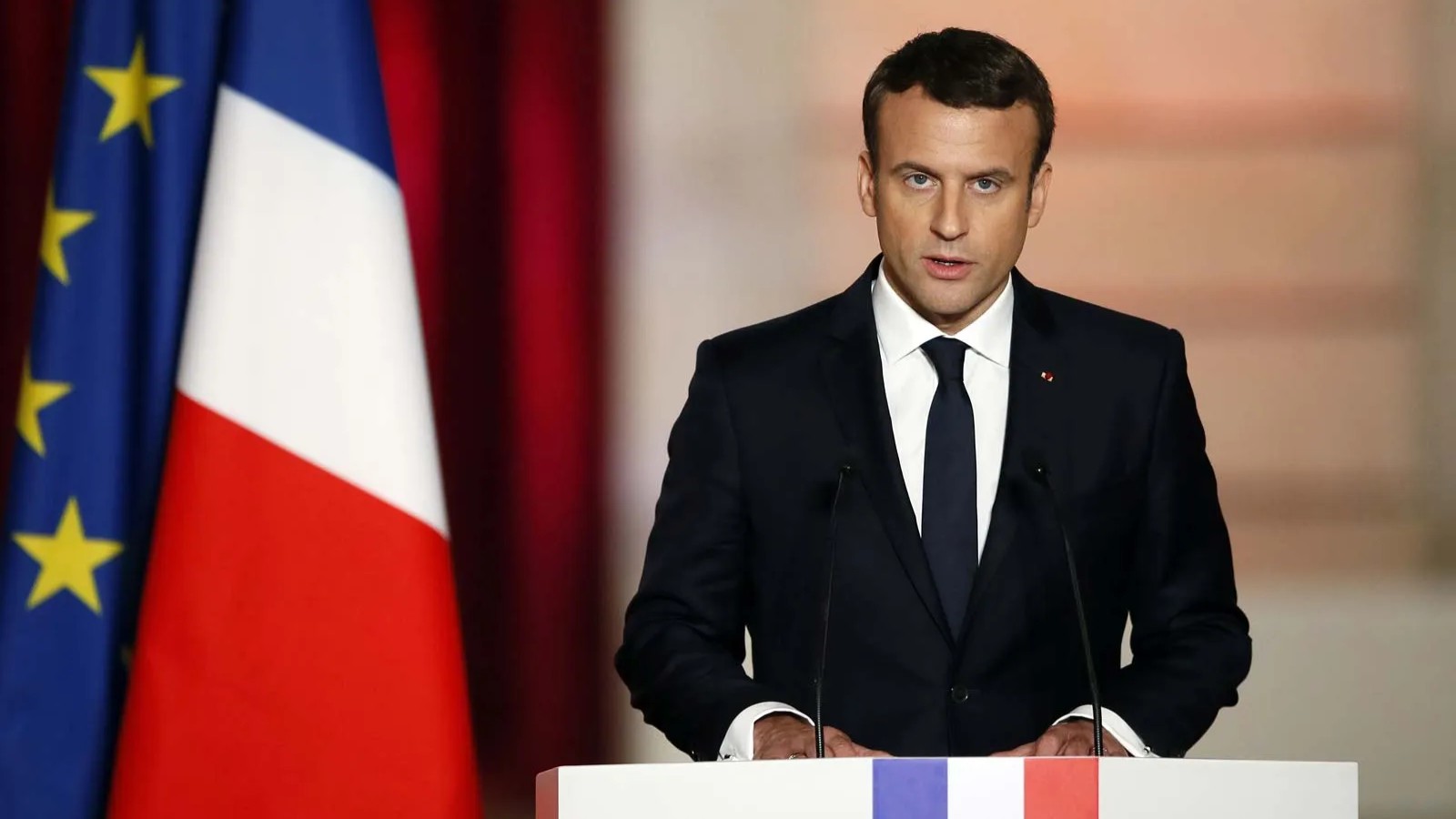 Macron’s government completely collapses as France descends into chaos