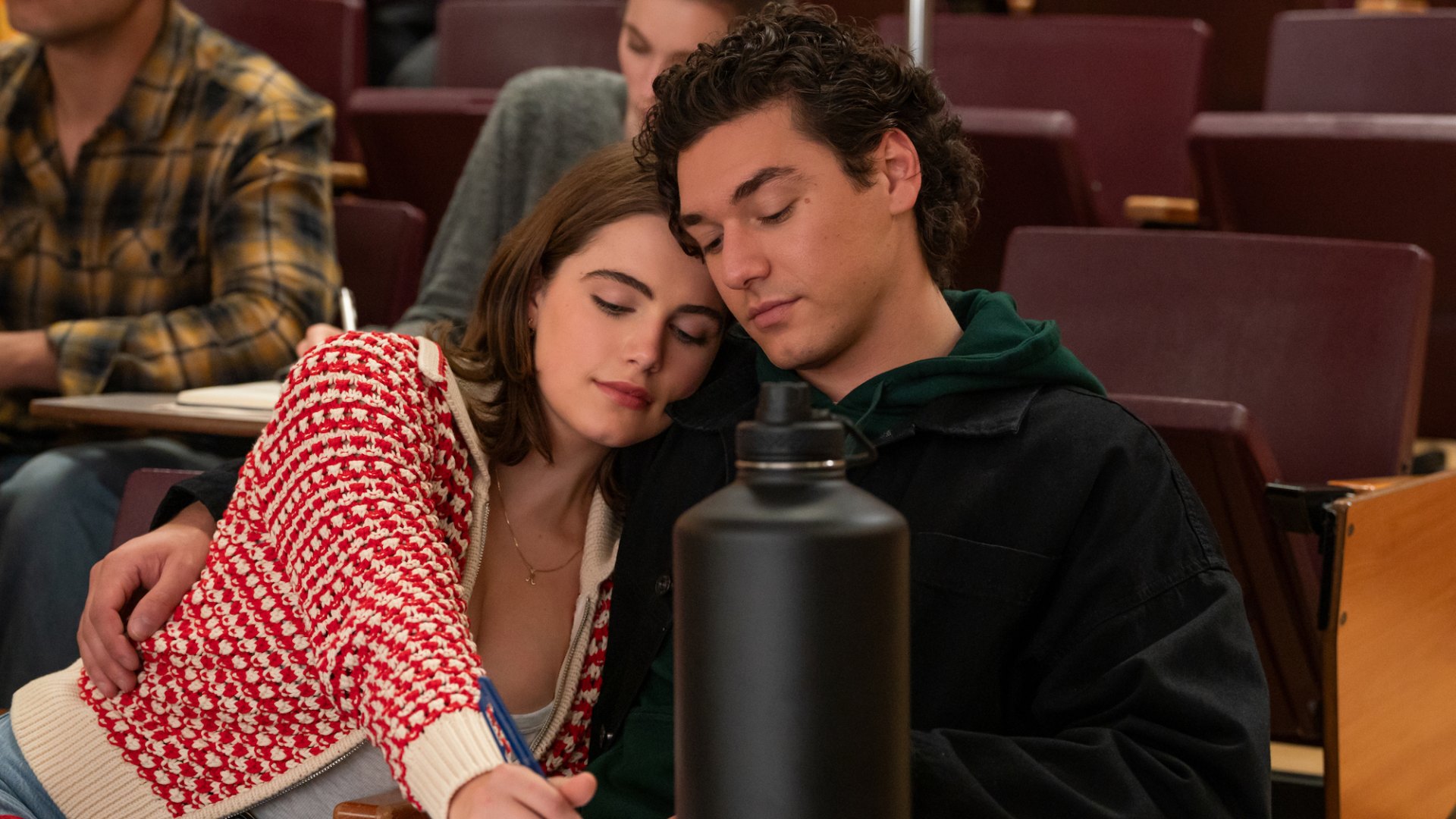'Off Campus' cast: Who the Prime Video stars have dated in real life