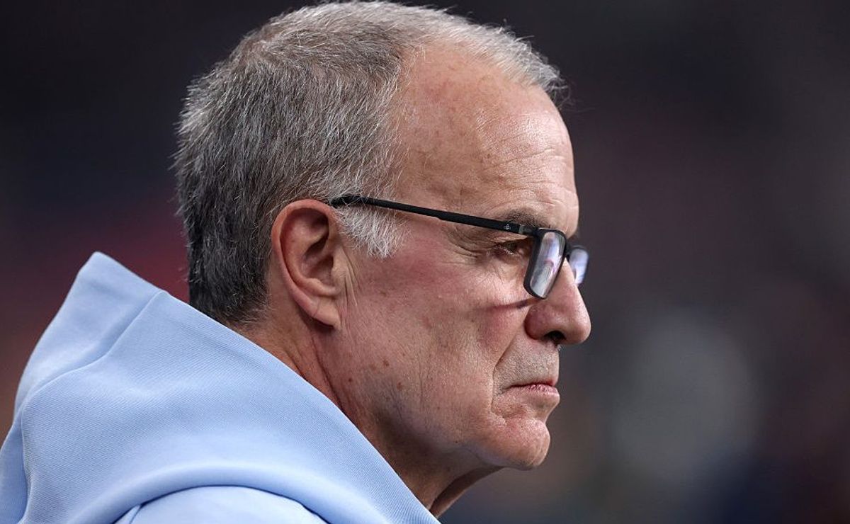 Bielsa desestimó el ofrecimiento de Luis Suárez, que no tendrá quinto ...