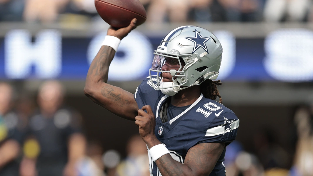 Cowboys roster projection favors Milton over Howell for QB2
