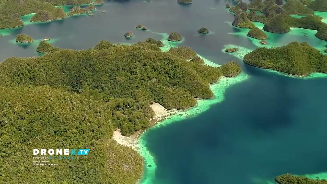 La naturaleza de Indonesia vista desde un dron