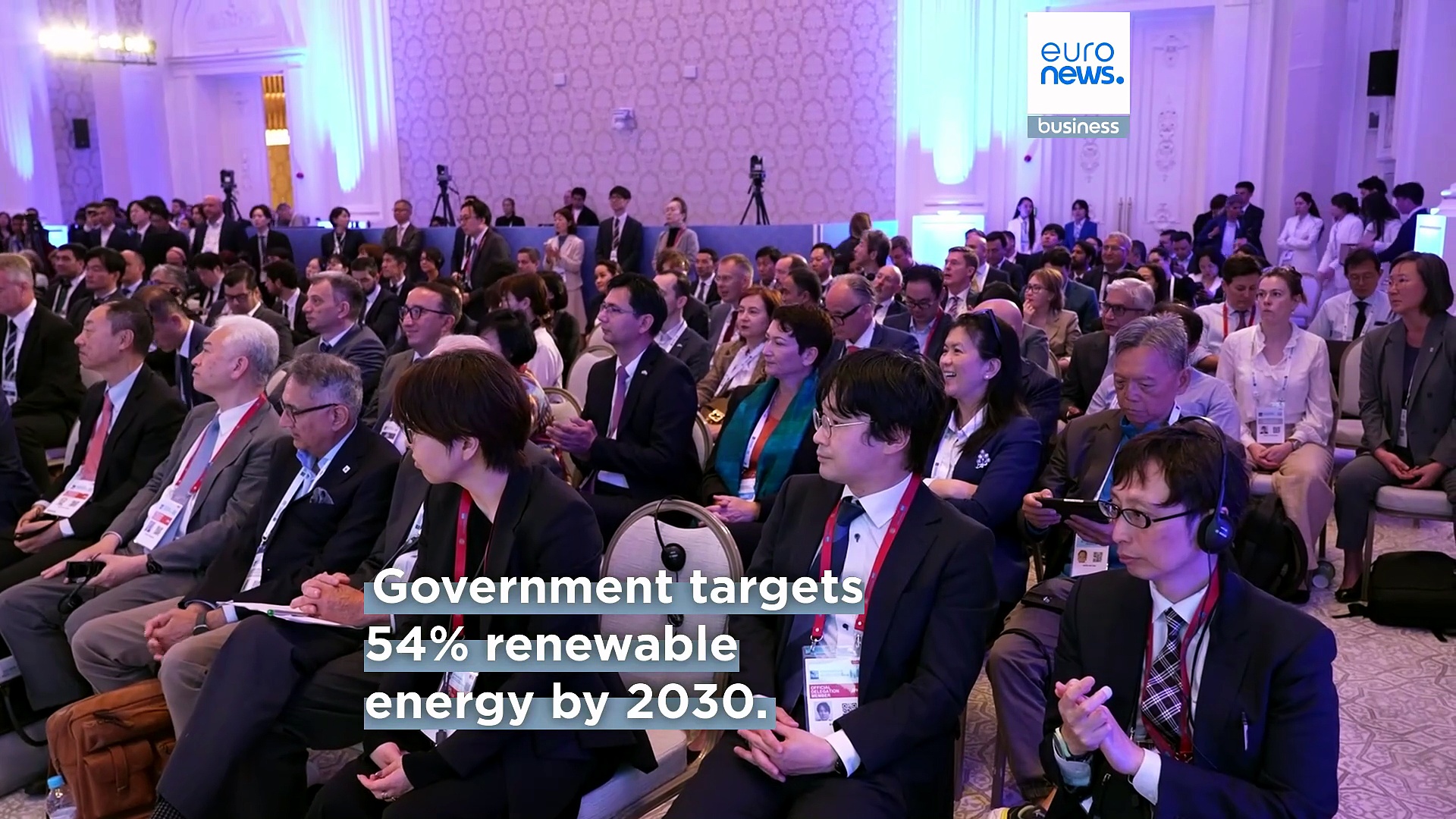 How solar and wind projects are accelerating the energy transition
