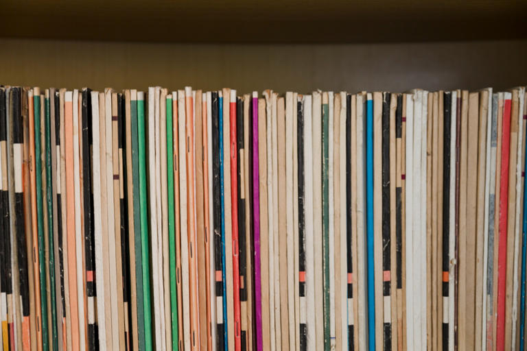 What every American family room had in 1990 — and the specific items ...