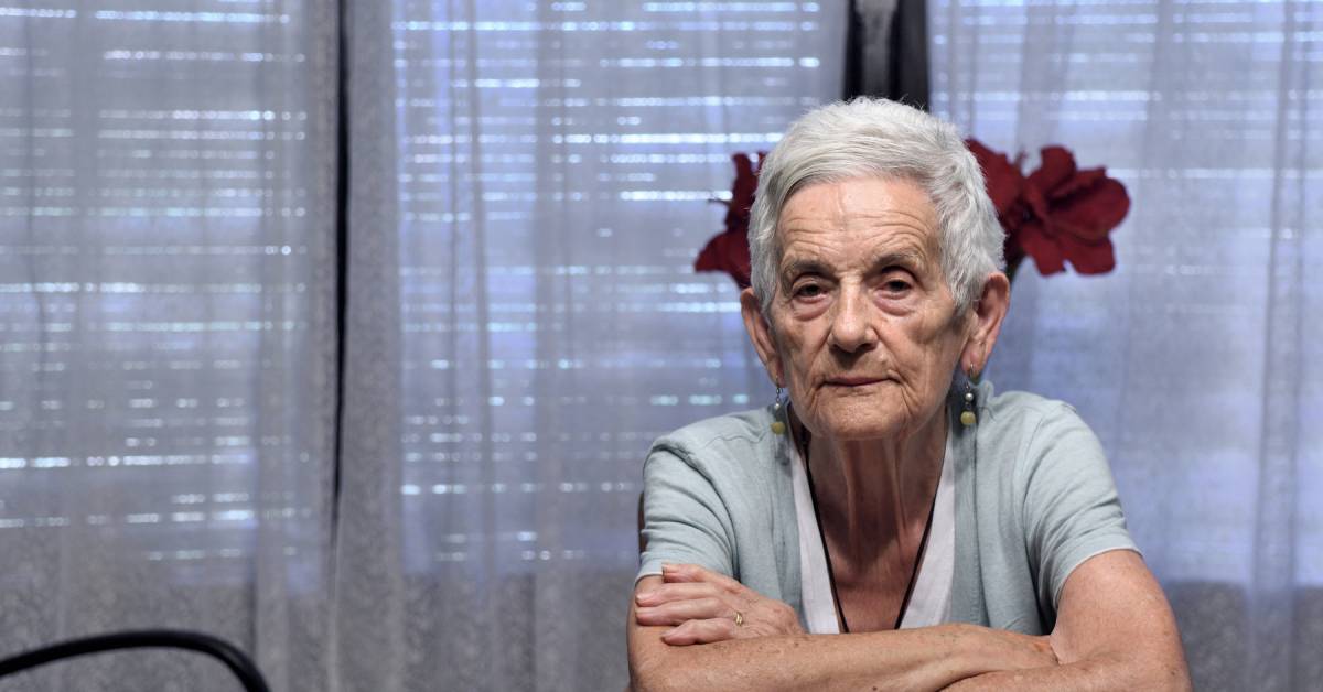78-year-old nearly broke with limited resources - experts weigh in