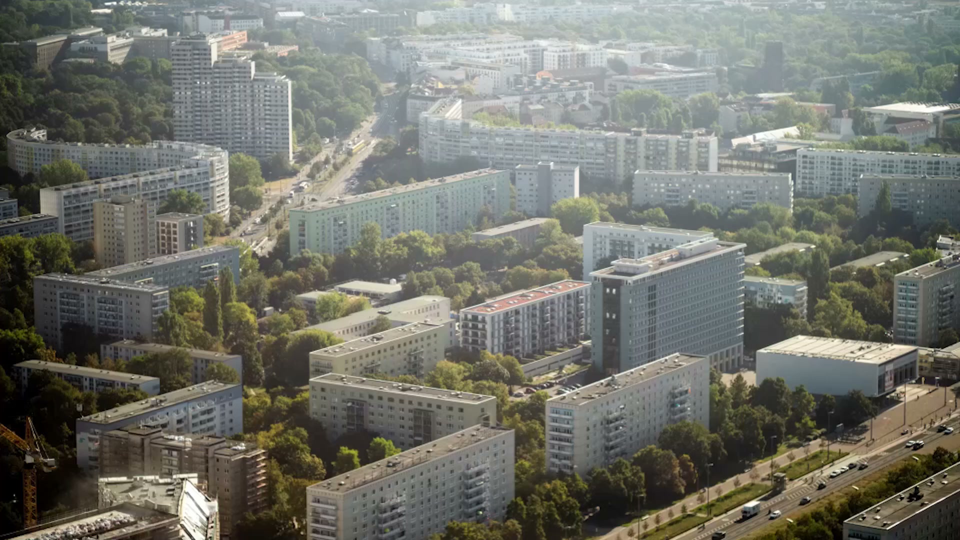 Which EU capitals have rents higher than minimum wages?