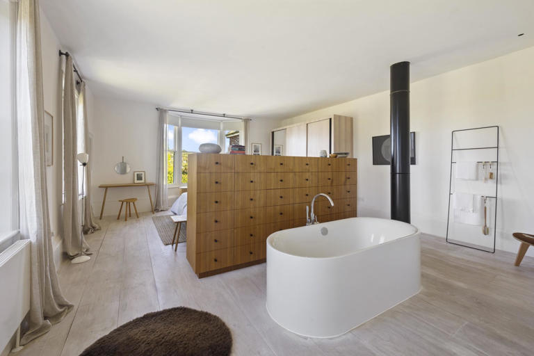 On the market for £2.5m: Grade II listed house in Lewes set within ...