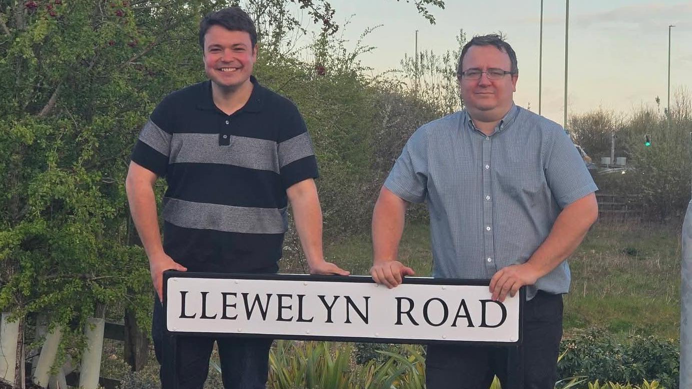 New streets named after town's role in James Bond film