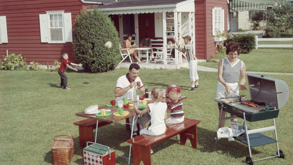 Experts warn erosion of family routines threatens child well-being