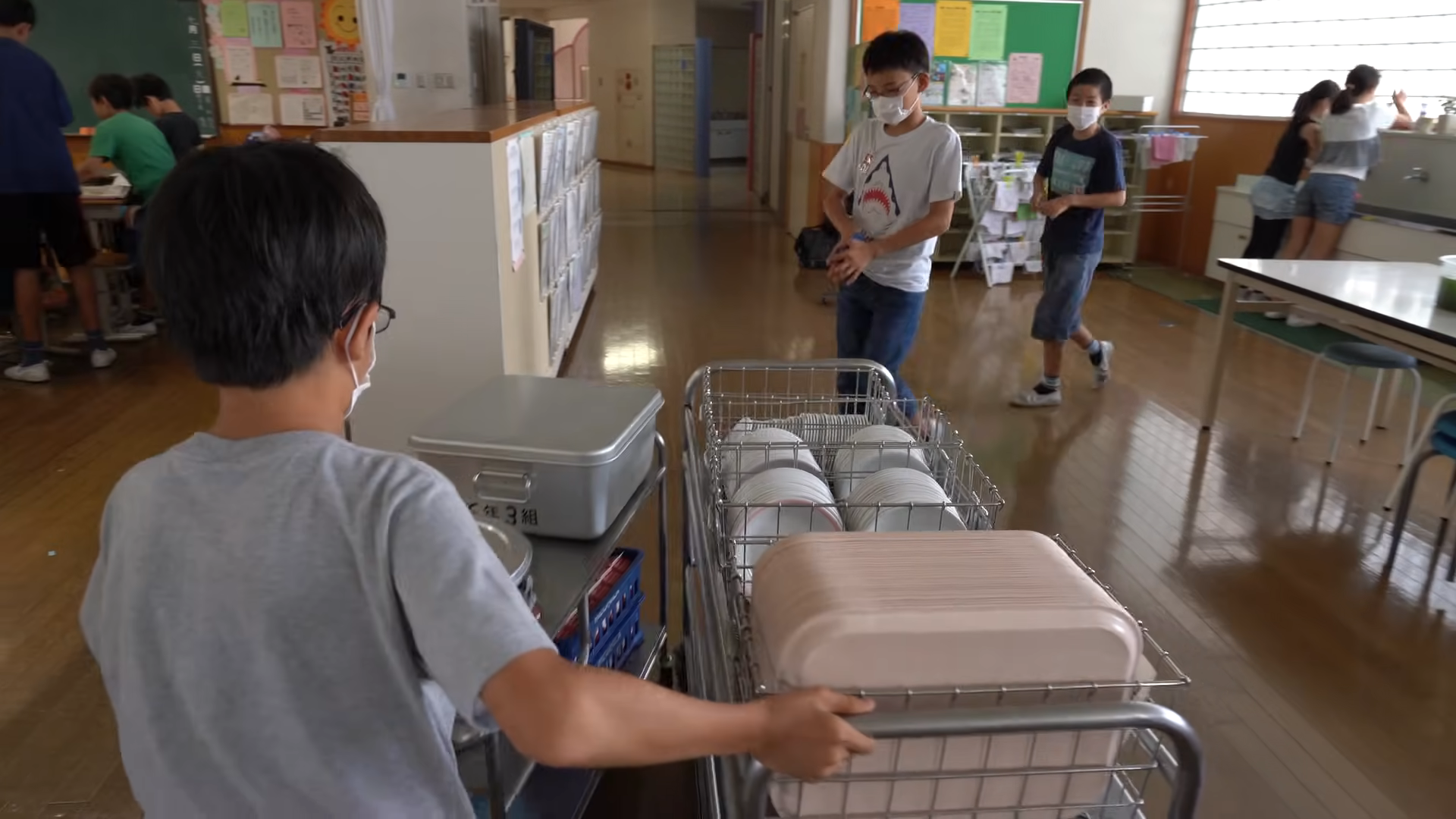 Why are Japanese kids eating better than Americans?