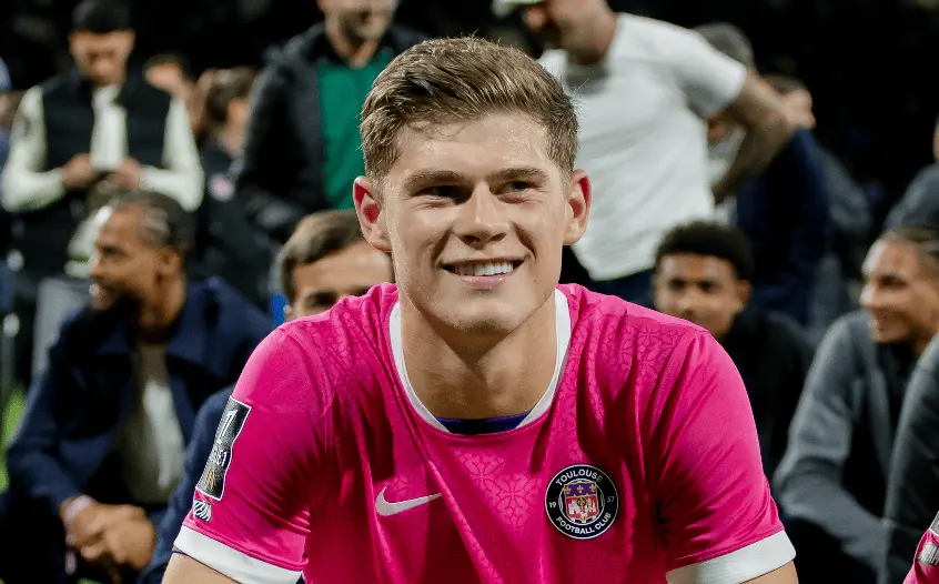 Mercato : le TFC réclame encore plus pour Charlie Cresswell