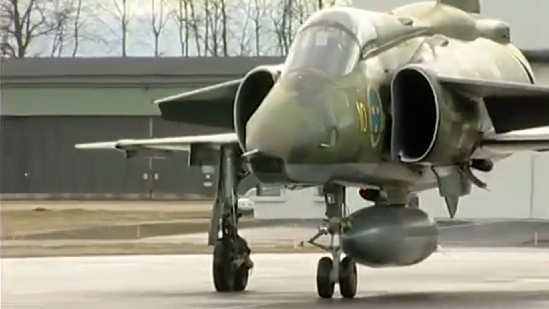 The Saab Viggen - Sweden’s strike jet began breaking apart without warning