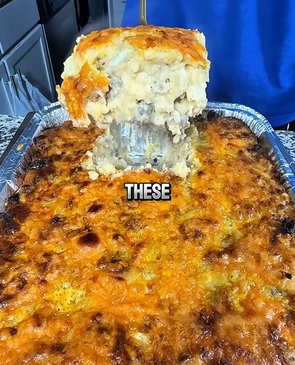 Philly steak funeral potatoes 🥩🧀🥔🔥 cheesy hashbrown casserole edition 😍 ...