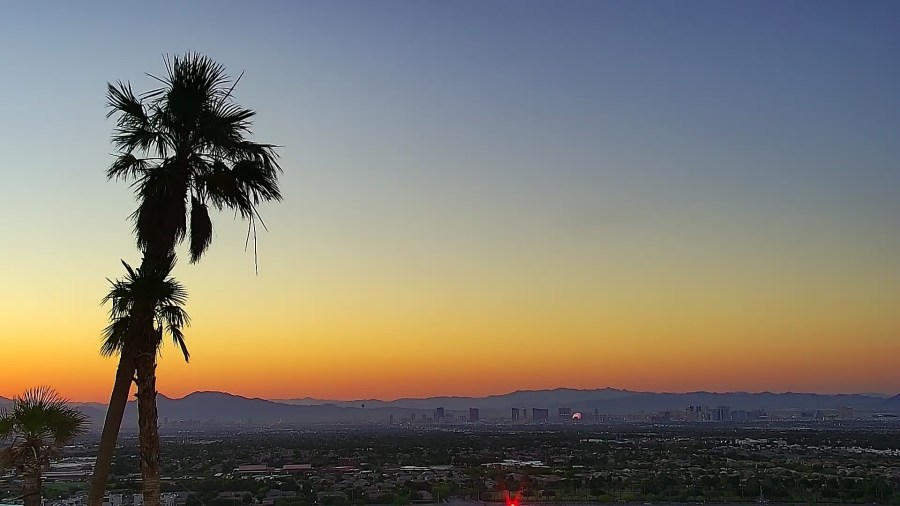 Las Vegas hopes to break another heat record as wind returns
