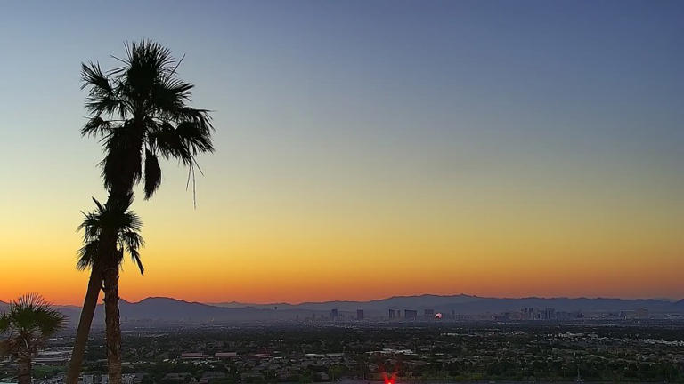 Las Vegas hopes to break another heat record as wind returns