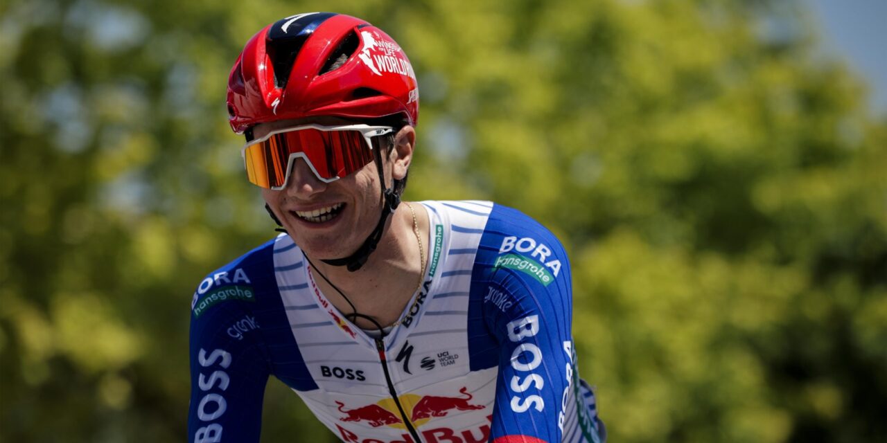 Giro 2026: Podiumkandidaat Giulio Pellizzari moet passen op slotklim