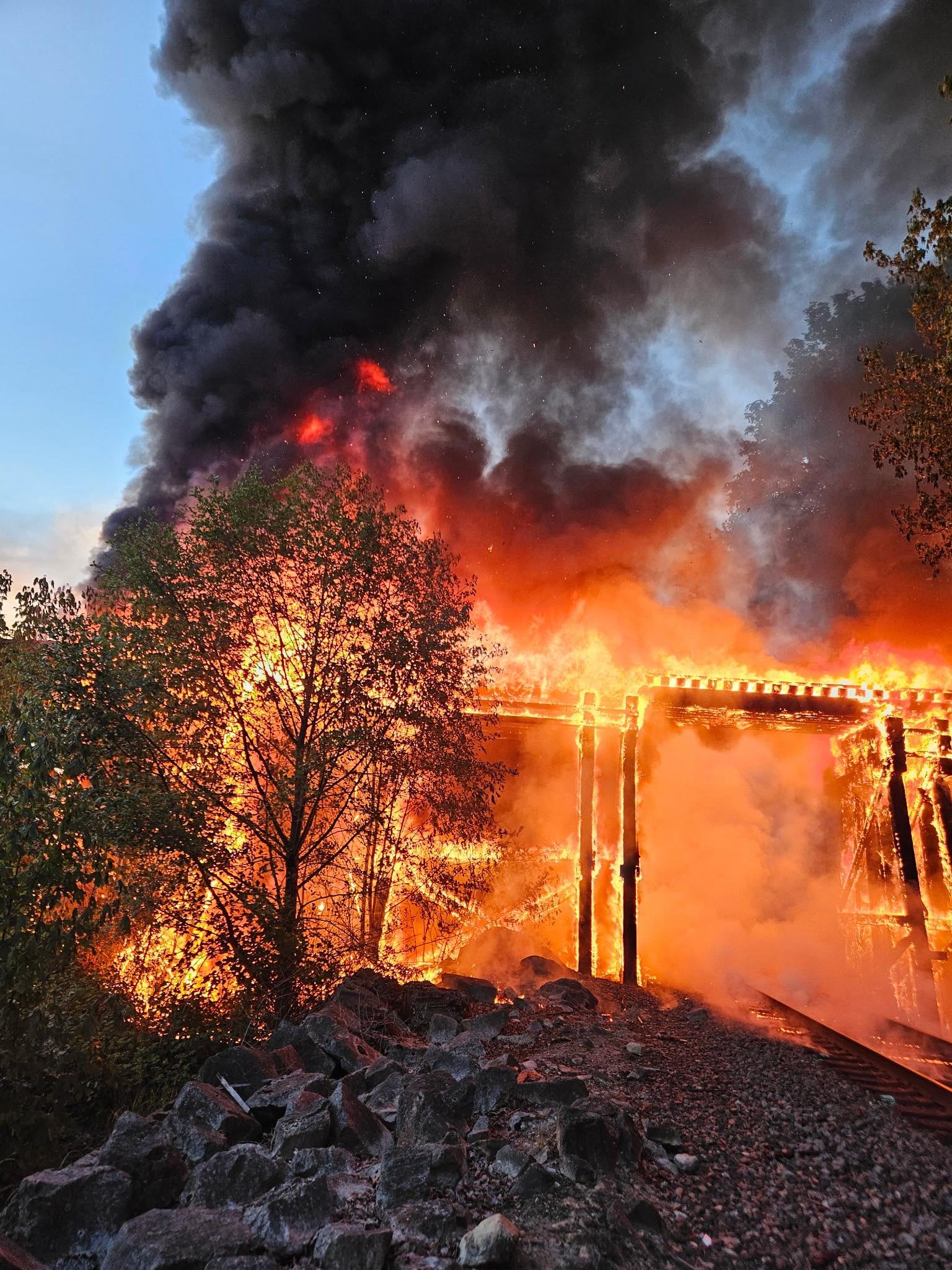 Man injured in Snohomish trestle fire now accused of starting it ...