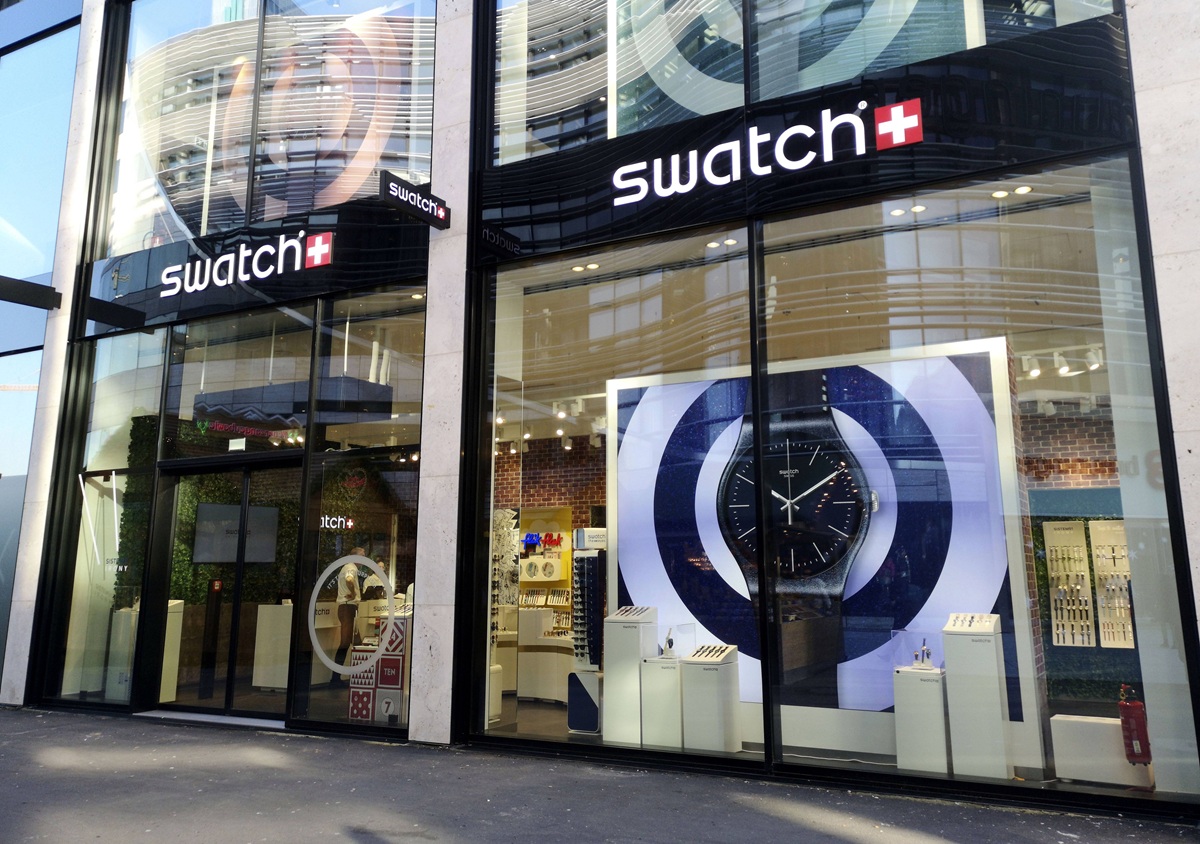 „Swatch und AP“-Uhr auch in Düsseldorf erhältlich: Preise im Netz ...