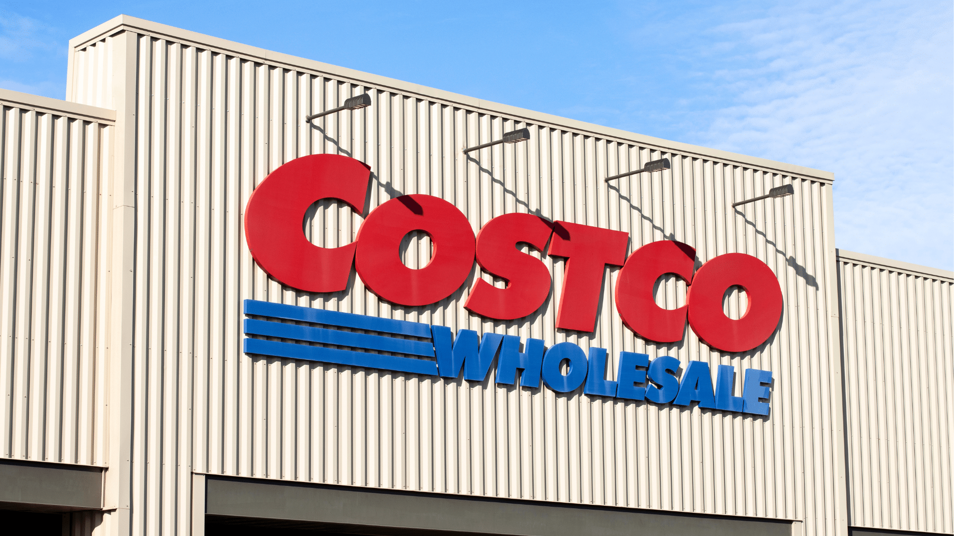 Costco rival’s new membership fees are now in effect, and shoppers are ...