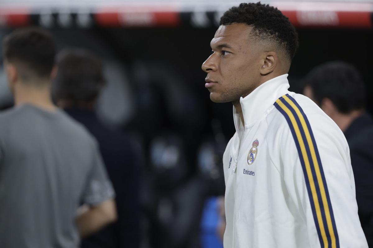 Tras el Clásico, Mbappé dice adiós a sus molestias y se prepara para ...