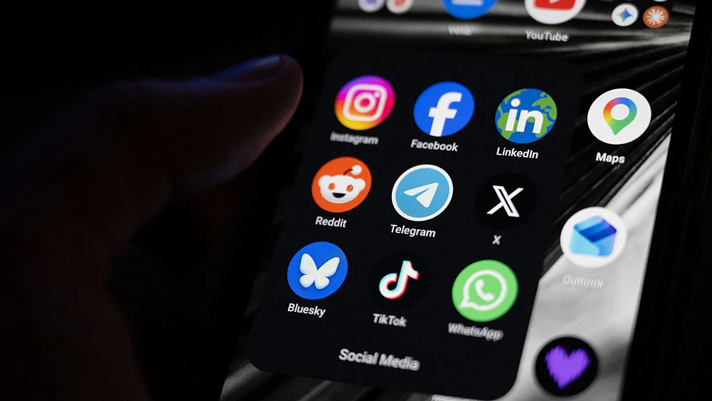 Finding balance with a mindful digital detox