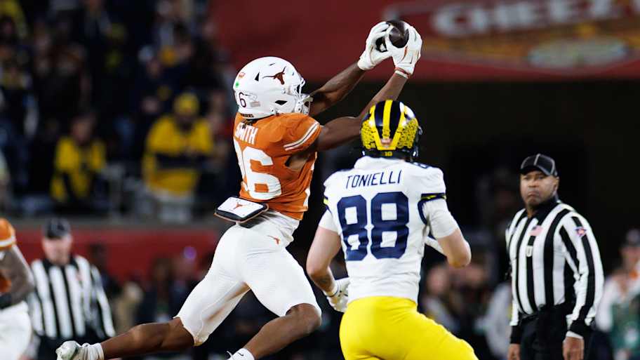 3 players who could break out for Texas this season