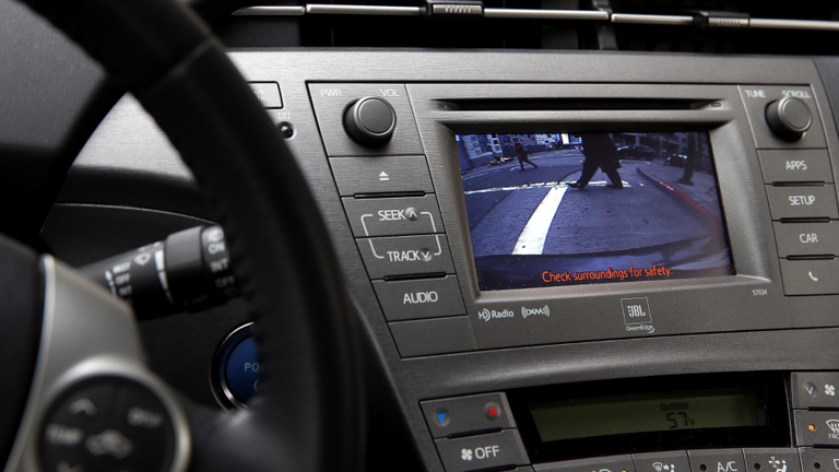 Pennsylvania makes top 10 for most unfixed backup camera recalls; CARFAX