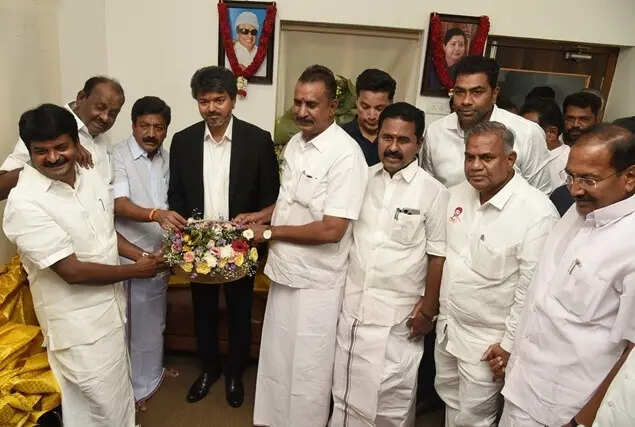 Vijay's floor test splits AIADMK. Will Thalapathy go the Yediyurappa way?